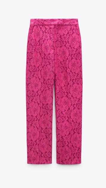 новый женский косюм ZARA