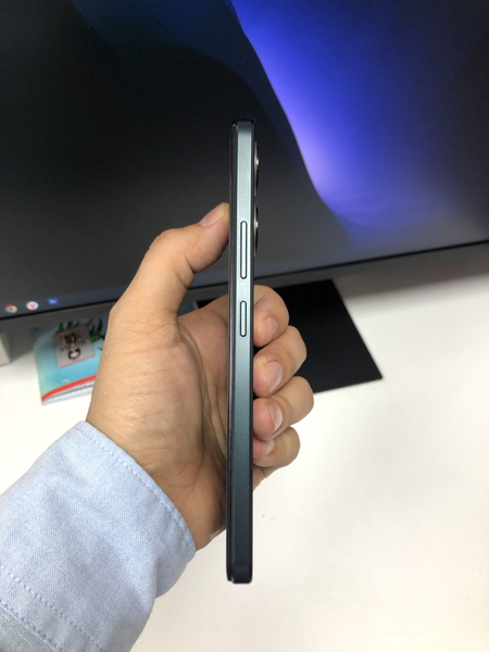 Yangi! 2 hafta ishlatilgan! Vivo Y03 4+4/128GB