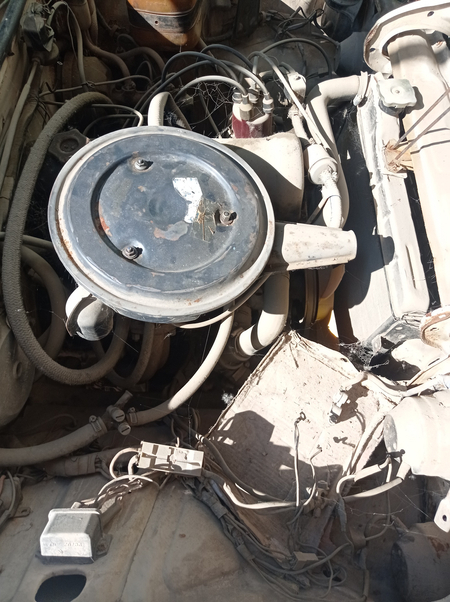 Vaz 2106 sotiladi srochno