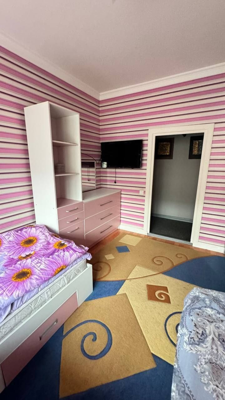 Продам 5 ком юнусабад 15 квартал