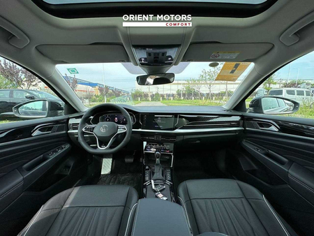 VW Passat Long Plug in Hybrid 2023