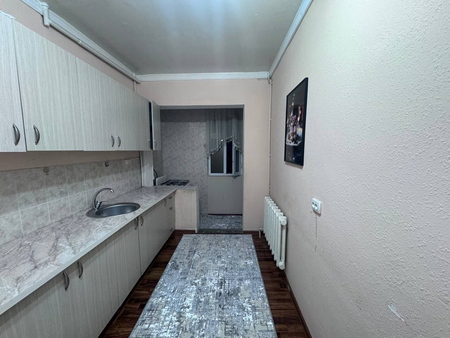 _ Чиланзар 20кв 3хонали квартира сотилади срочна 72м²
