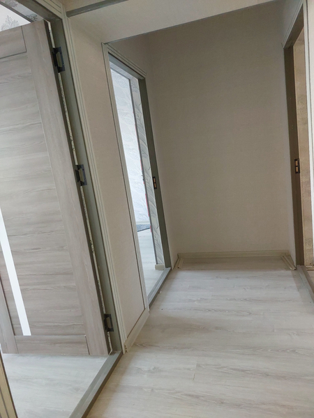 Продаётся дом коттеджи 1 соток 3 комната + кухня  2 этажного дома