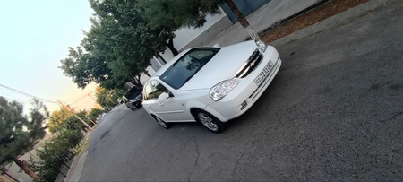 Srochna lacetti 1.8 sotiladi