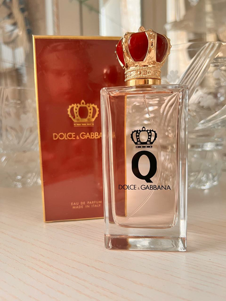 Versace Bright Crystal; Tom Ford Cherry; D&G 