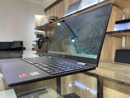 HP Envy X360 Сенсорный Ryzen 5 3500U  озу16гб 256ssd