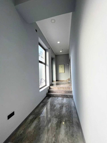 Здание,Дархан,4-этажа,540 м²,1,36 сотки,евроремонт