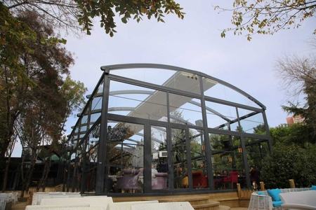 Pergola. Kafe restoran va uylar uchun Soyabonlar