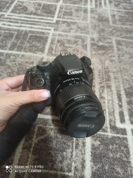 Canon EOS 550D sotiladi