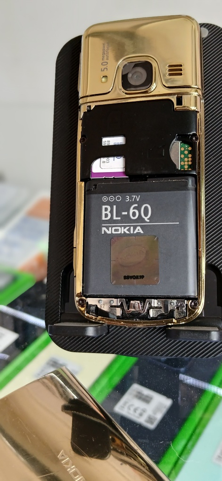 Nokia 6700 sotiladi