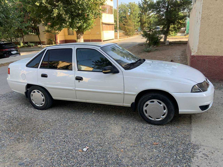 Chevrolet Nexia 2 sotiladi