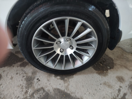 Продаются литые диски r15