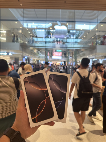 Продается IPhone 16 pro max