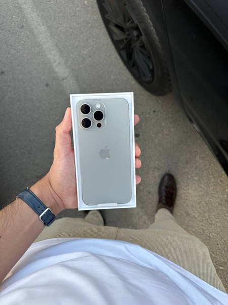 в кредит iPhone 15 Pro за 923.000 сум 128gb в рассрочку