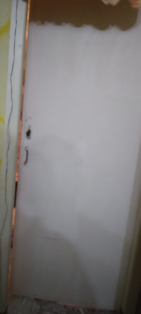 Tenir eshik gaz vannasi bilan