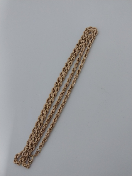 Tilla sotiladi, grammi 50$ 3 xil