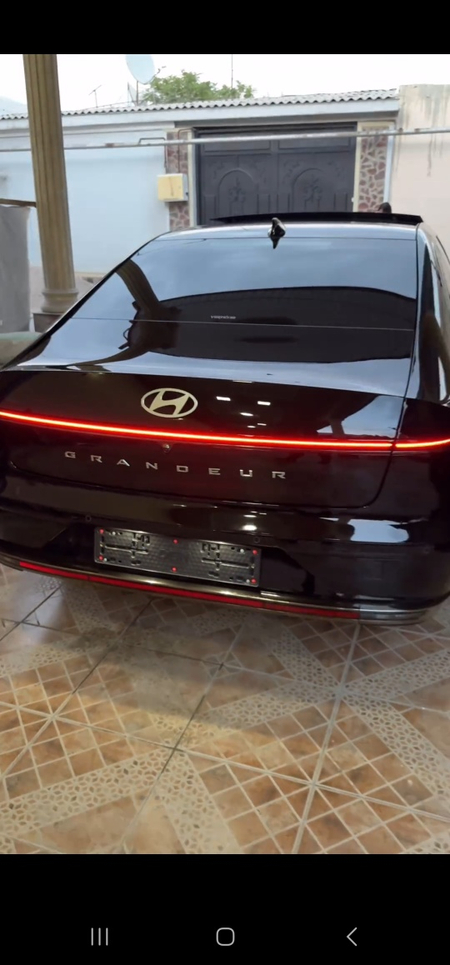 Hyundai Grandeur