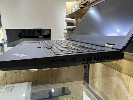 Lenovo ThinkPad P15 Core  i9-10885H озу32гб 512ssd Nvidio RTX 5000