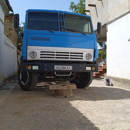 Kamaz 5410 pirsep bilan sotiladi kamaz yili 1991yil pirsep 1989 yil pi