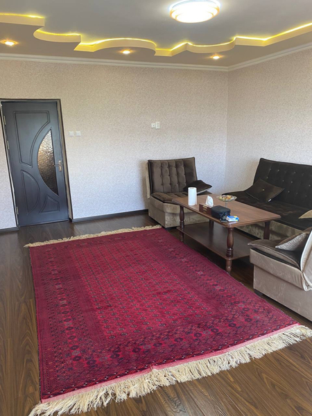Яккасарой Ровиди  2/8/9 $650