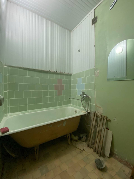 Продается 1/2/4 Спутник 17