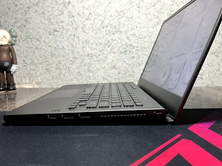 Срочно продается ноутбук ASUS ROG ZEPHYRUS G14