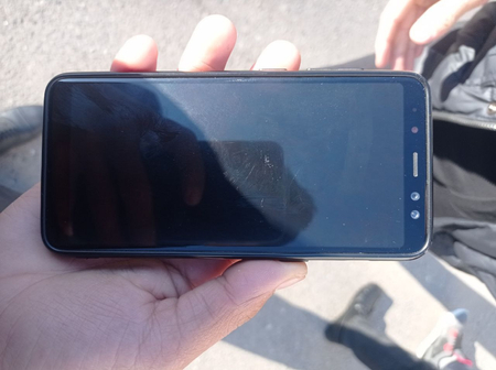 Samsung A8 4/32.