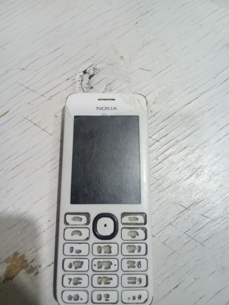 Telefonlar sotiladi zapchasga 200 000so‘m
