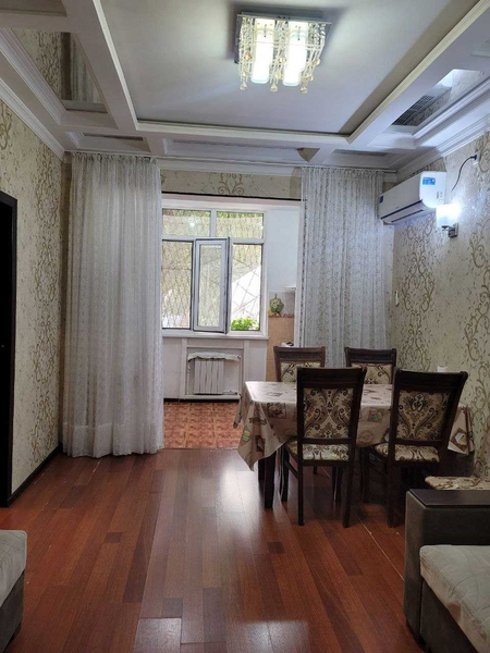М-Улугбекс.район. Метро Горького, 2 ком .переделанная в 3 ком. (500)