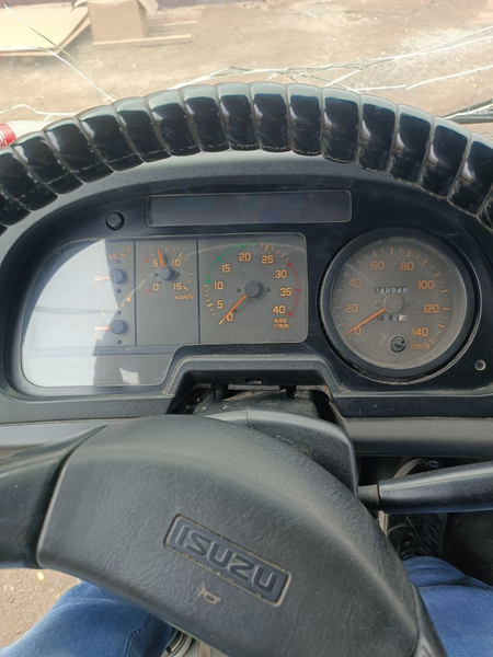 isuzu sotiladi 2015