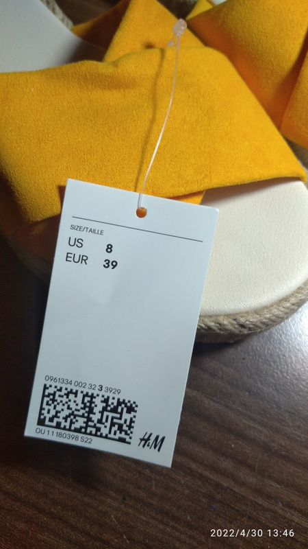 Басаножки H&M Новые! На 38 р не узкую ножку.