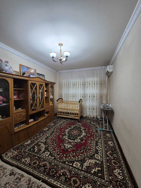 Uy sotiladi Yunusobod 10 kv da  2 xonali