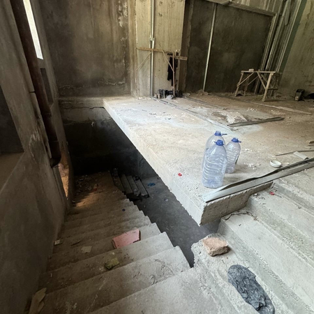 Продается нежилое помещение вдоль дороги 300м2 - Яккасарай | Parisien
