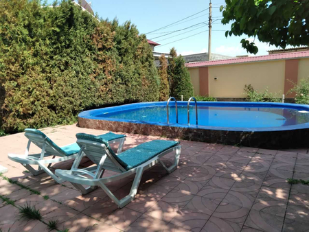 Дача 8 соток в Чирчике (Аранчи), 2 дома, бассейн, летняя кухня, сауна
