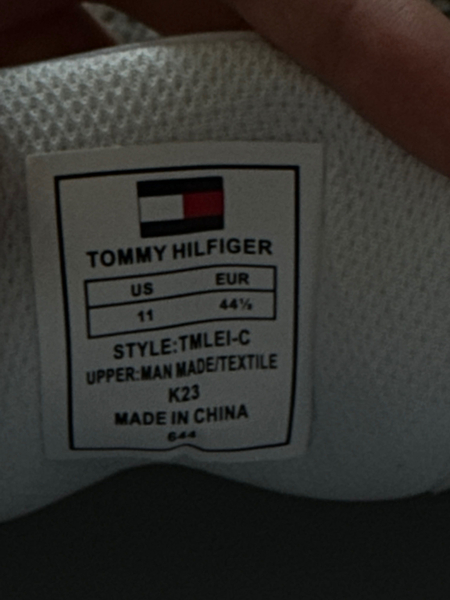 Tommy Hilfiger krasovka