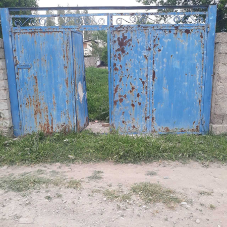 Участка сотилади