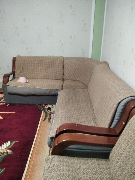Диван-уголок для гостиной