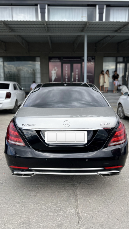 Mercedes Benz 222 Maybach