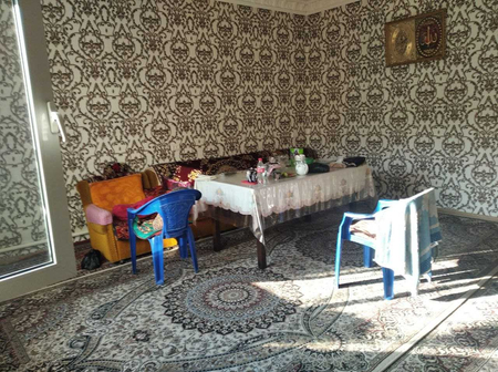 Сирдаре шахрида, элитный махаллада уй сотилади.