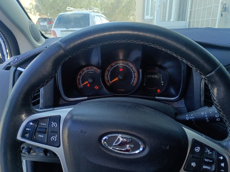 Lada Xray cross 2020 yil toza