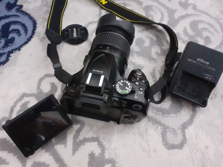 Nikon D5200 sotiladi