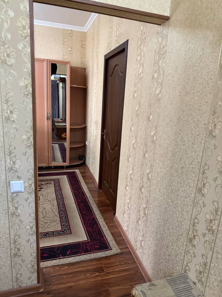 Срочно аренда Чиланзар 10 2/2/4 нархи 400у.е болла, кизла, оила,