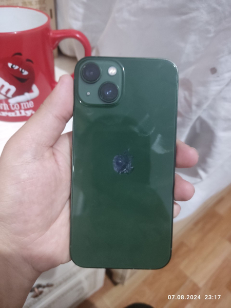 iPhone 13 green 128 g 94% original zaryatchik bonusiga naushnik
