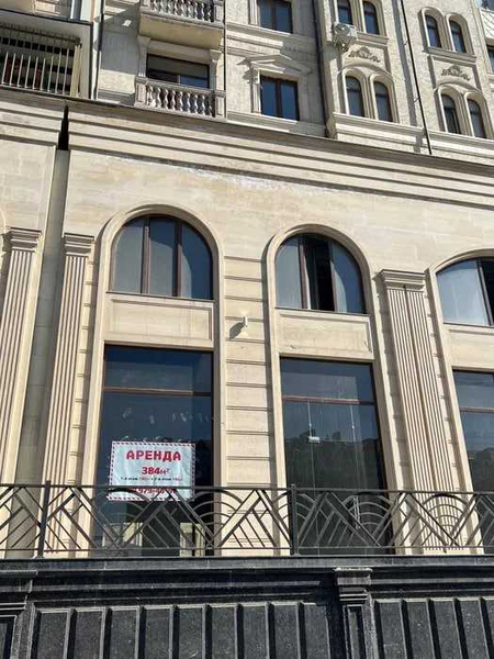 Аренда нежилого помещения по ул. А.Кадыри  384м2