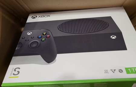 X Box series S 1 ТБ Есть обмен) Предлагайте аппараты