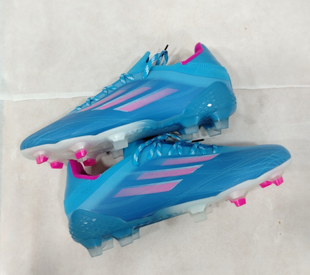 Butsilar, Adidas