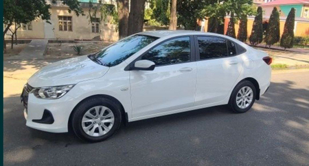 Срочно продаётся автомобиль Onix LTZ.