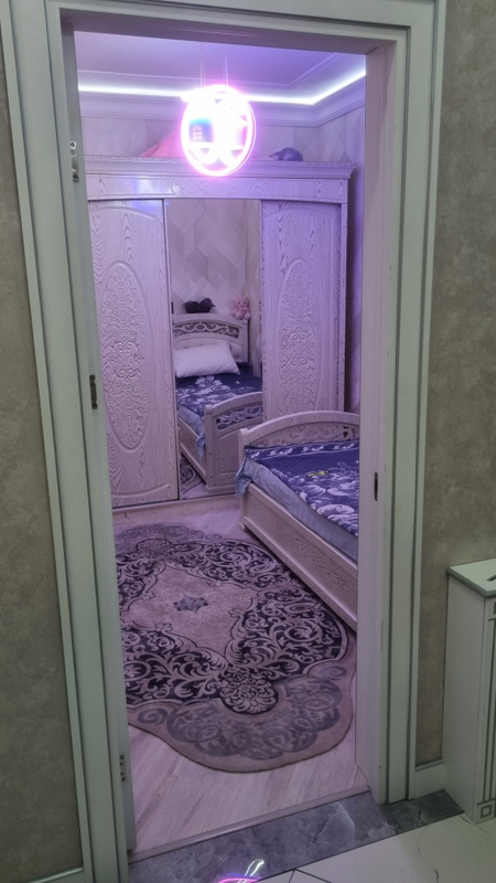 Срочно 3 хонали квартира сотилади