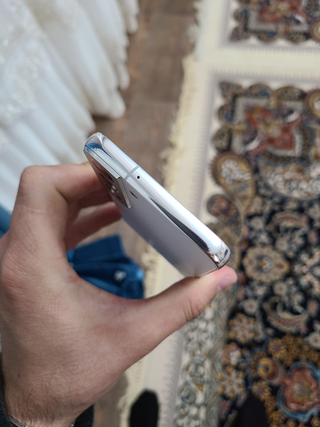 Срочно Samsung S21 Plus 5G 256gb Телефон идеальном состояние