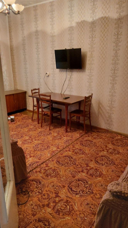 2 ком. в 3-ёх ком. Паркентский. Циалковского.